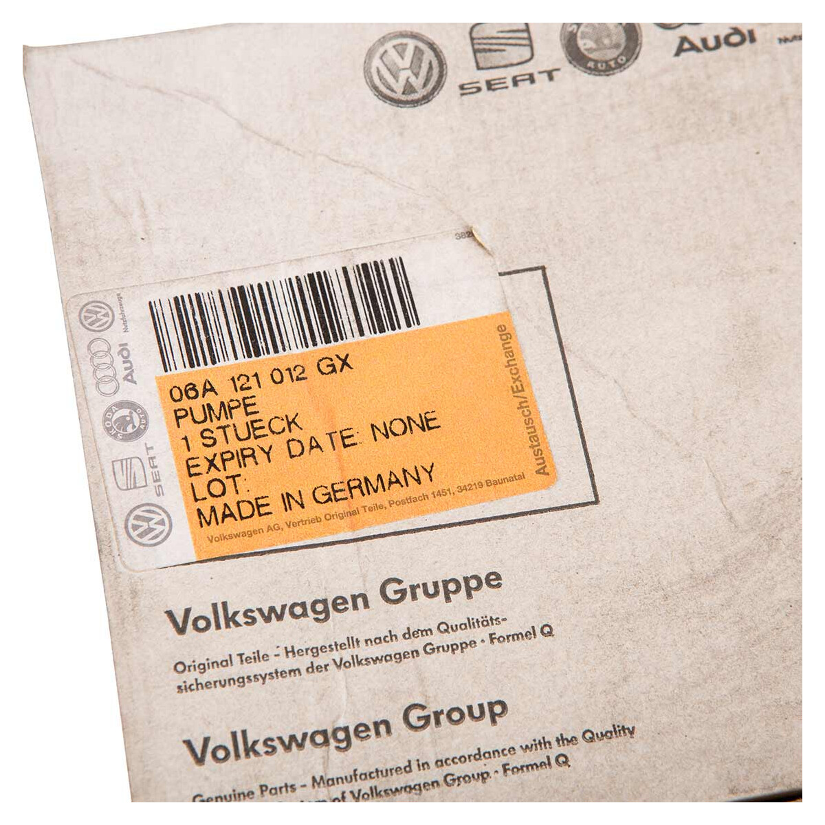 T5 Waterpump 2,0 Genuine Volkswagen Part OEM-Nr. 06A121012 GX, 77,50