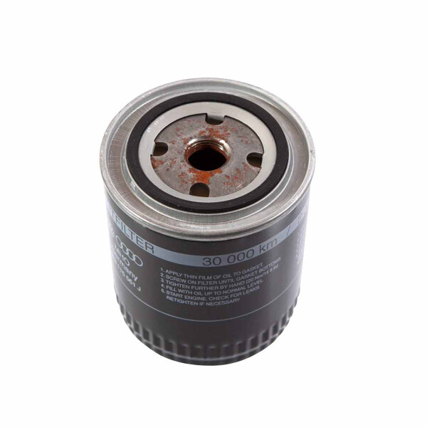 VW Passat B5 Audi A4 A6 A8 Ölfilter Volkswagen Originalteile Verglnr ...